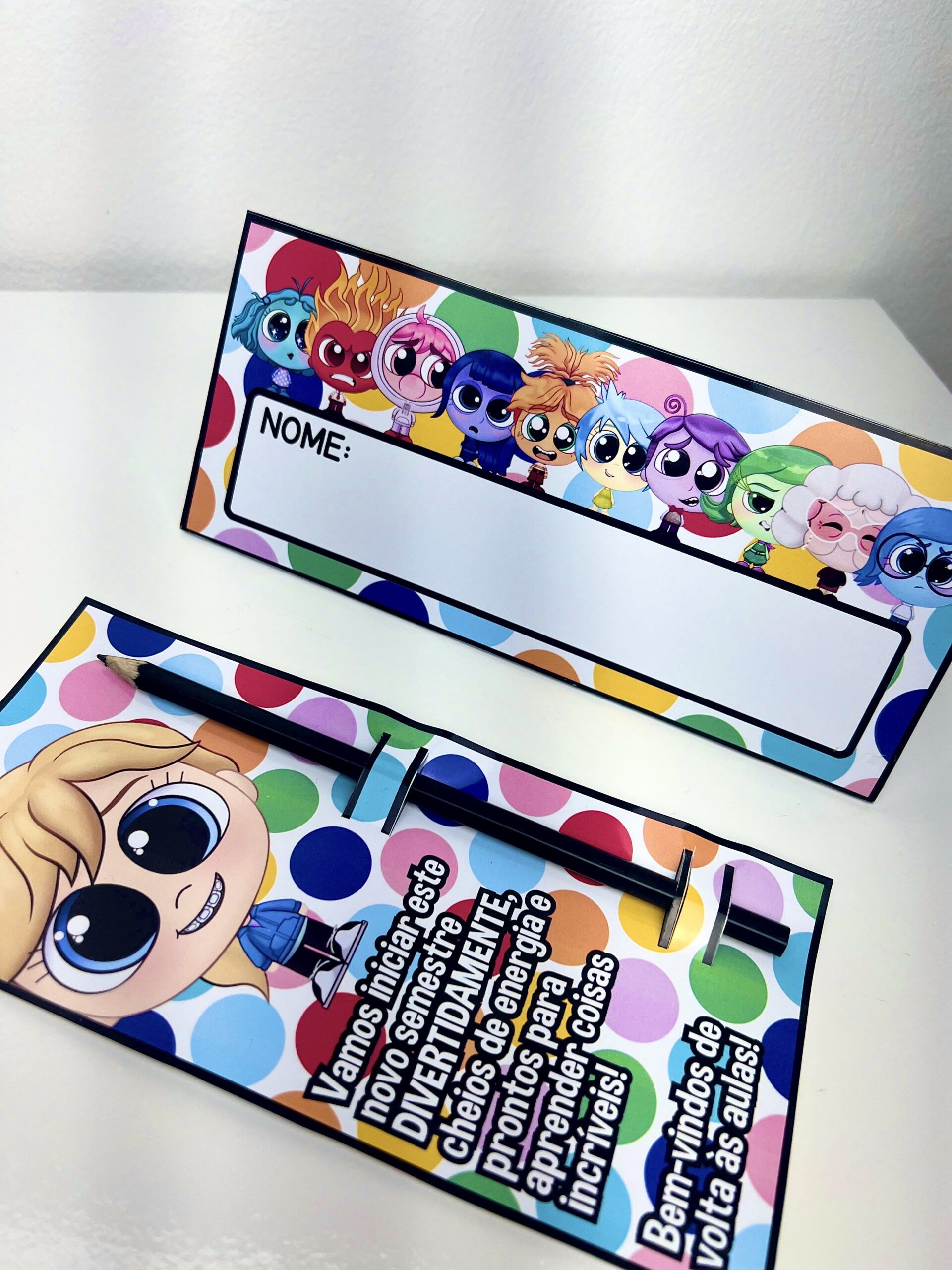 Crachá e cartão divertidamente – Espaço Pedagógico Encantar
